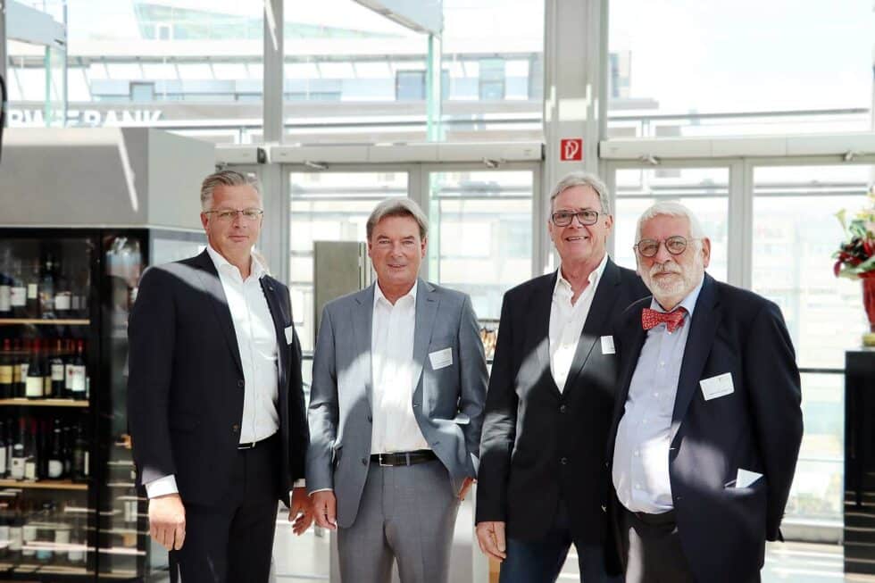 100 Jahre Unternehmensgruppe Dr. Eckert - Verband Deutscher ...